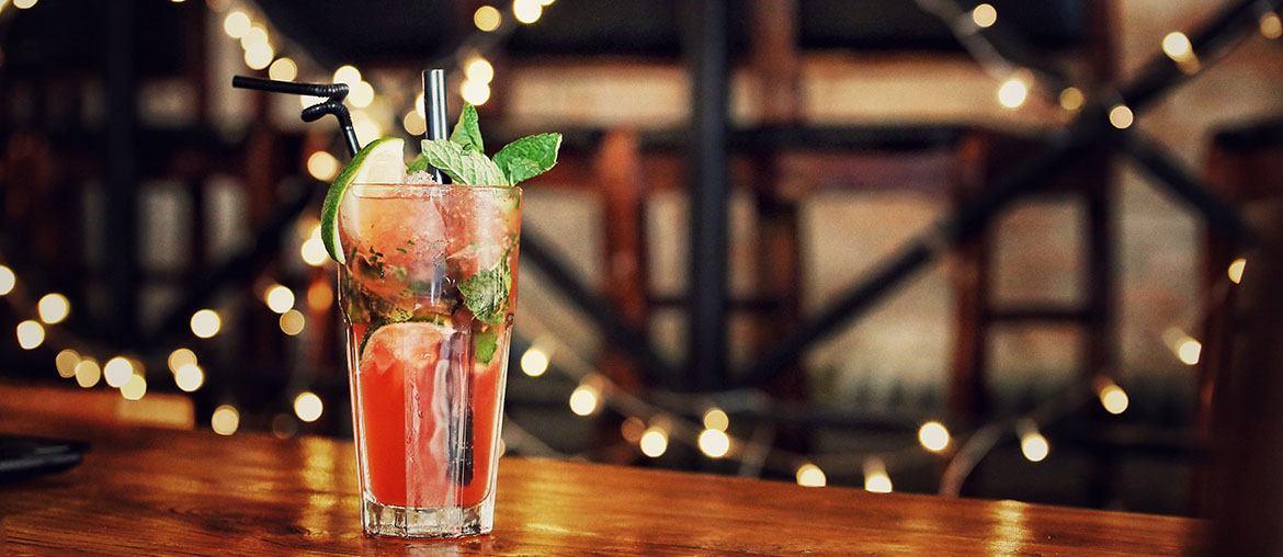 How to Design a Cocktail Bar Concept